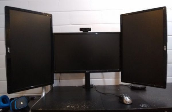 Desks for Triple Monitors – Computer Station Nation